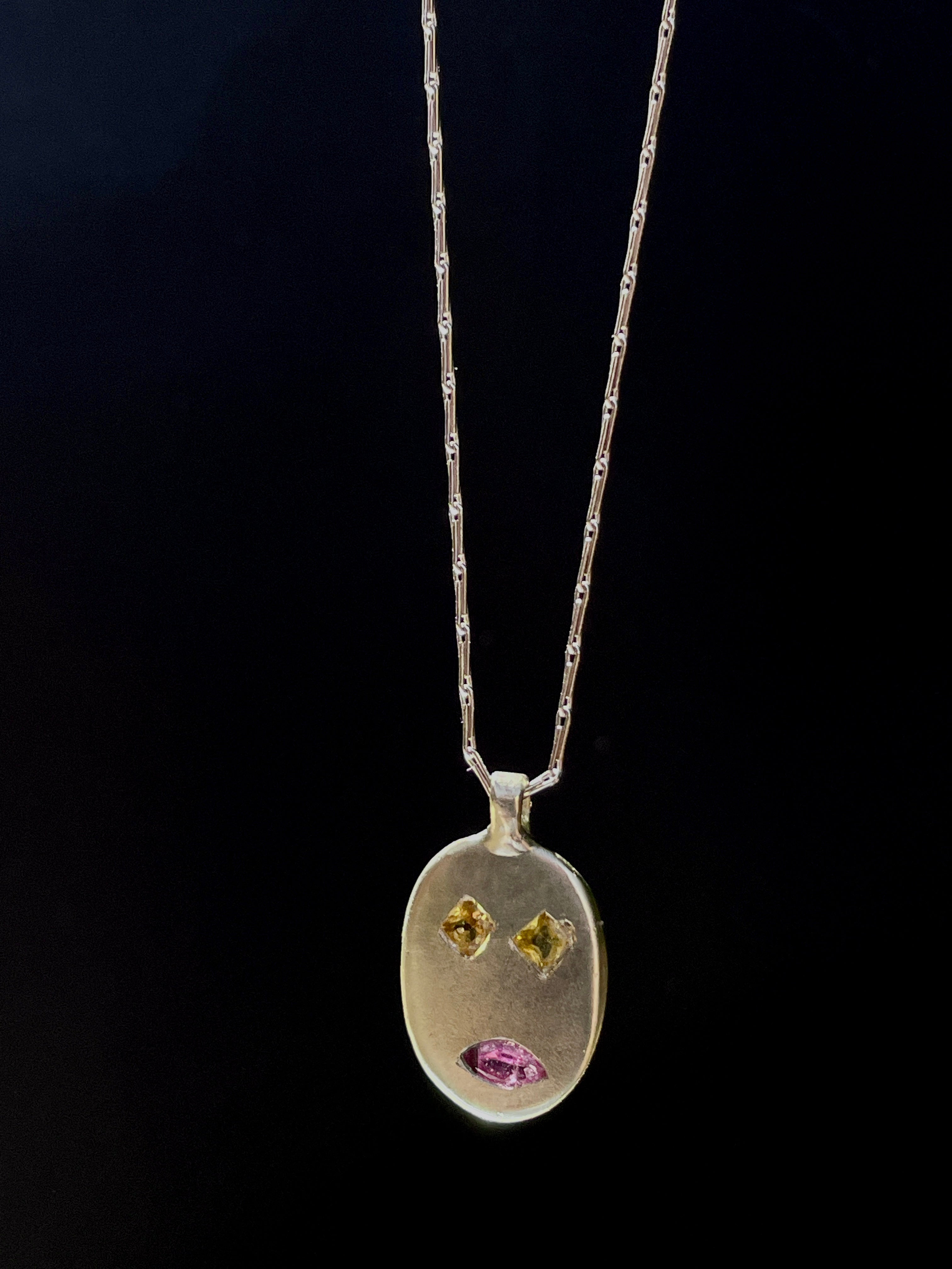 Fraser Hamilton Jewellery | Gold & Pink Sapphire Mask Pendant